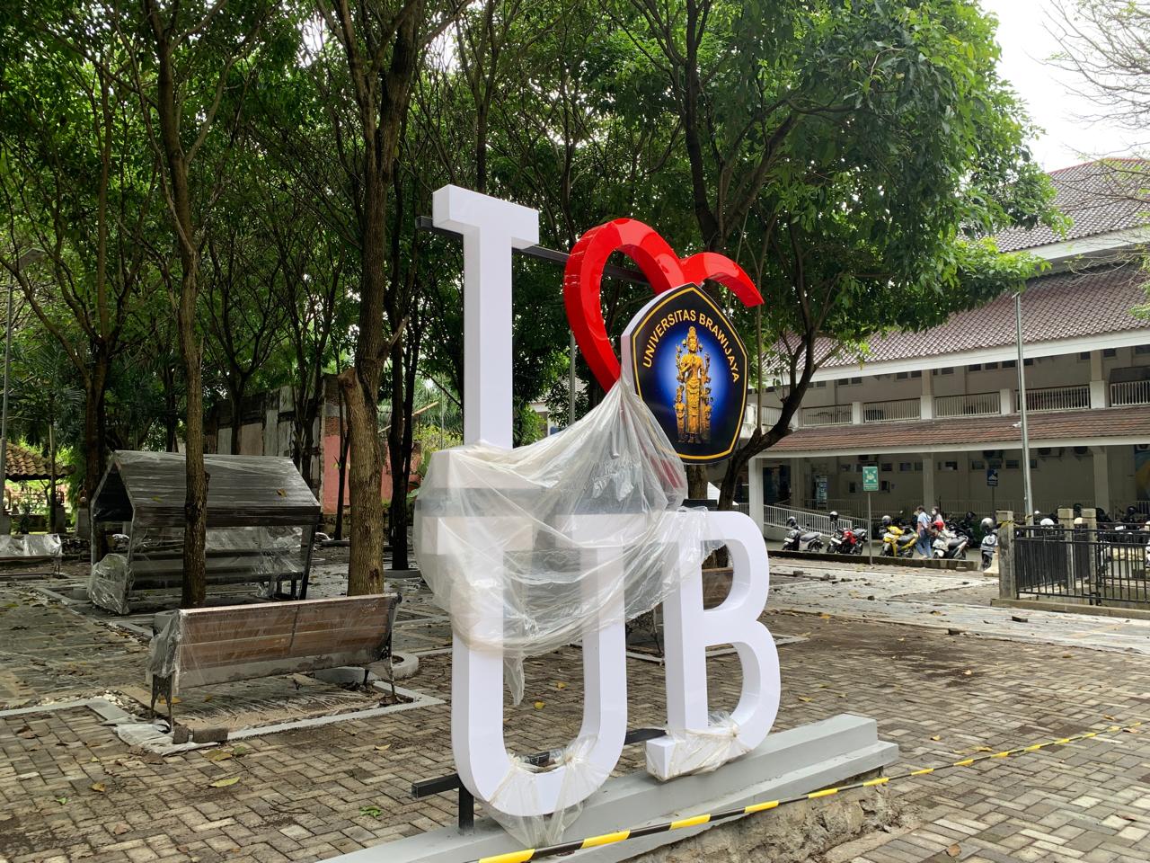 LAHAN PARKIR KLINIK UB DIUBAH MENJADI PUBLIC SPACE, DIREKTORAT ASET ...